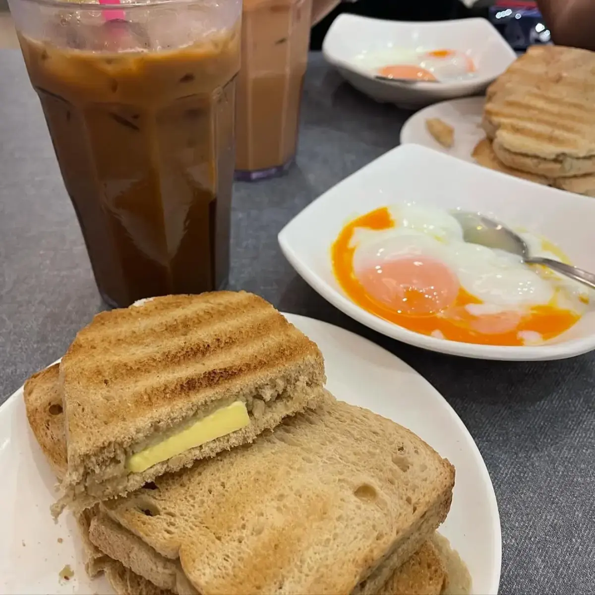 Terminal 1 Food Guide – 26 Food Places In Changi Airport Terminal 1 [2026]