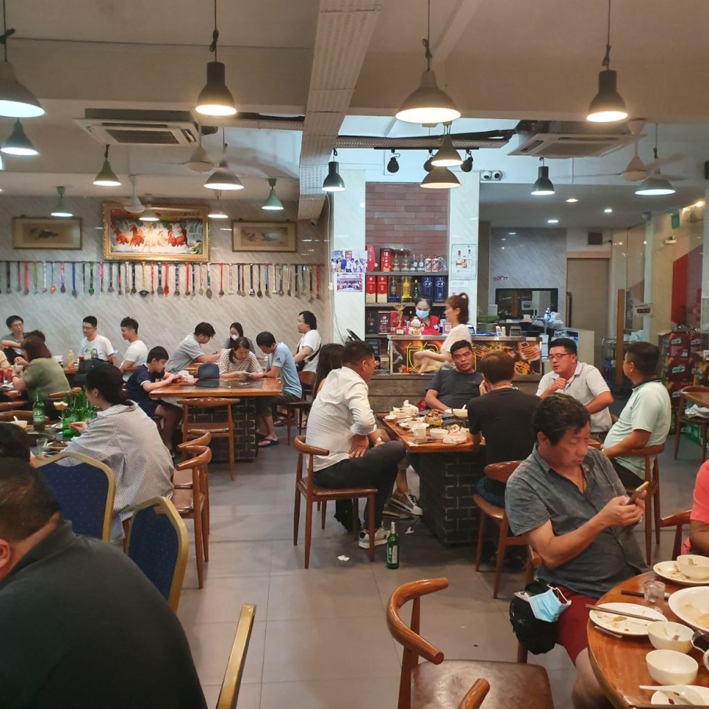 Xiao Yu Cun Seafood Restaurant (友间厨坊烤吧) – Amazing Grilled Enoki and ...