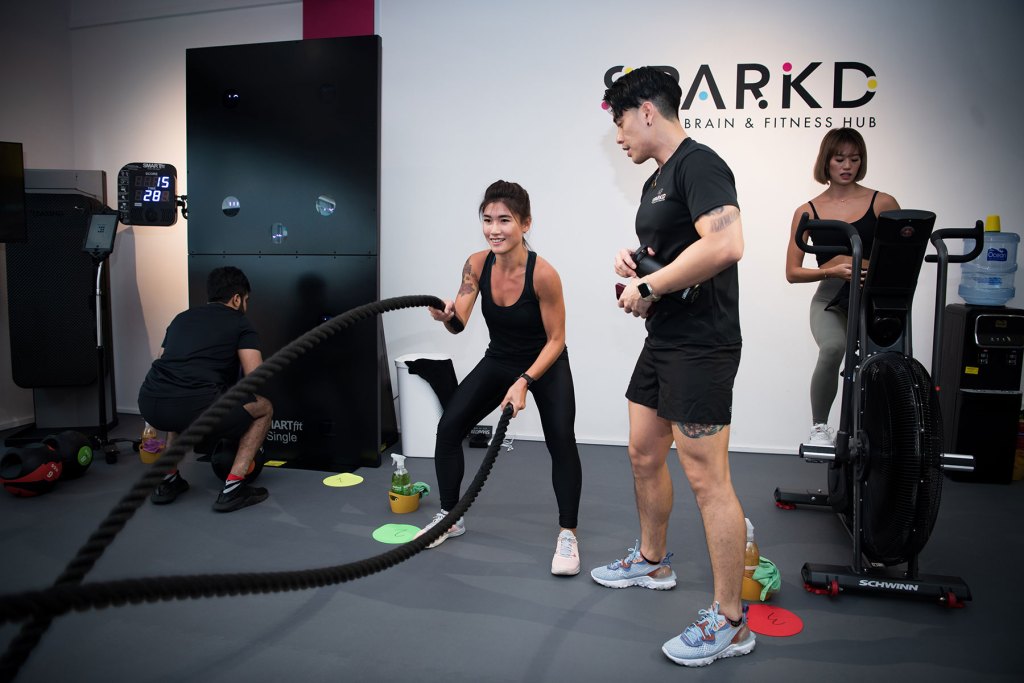 13 Best Gyms In Singapore [2023] : Smash Your Fitness Goal
