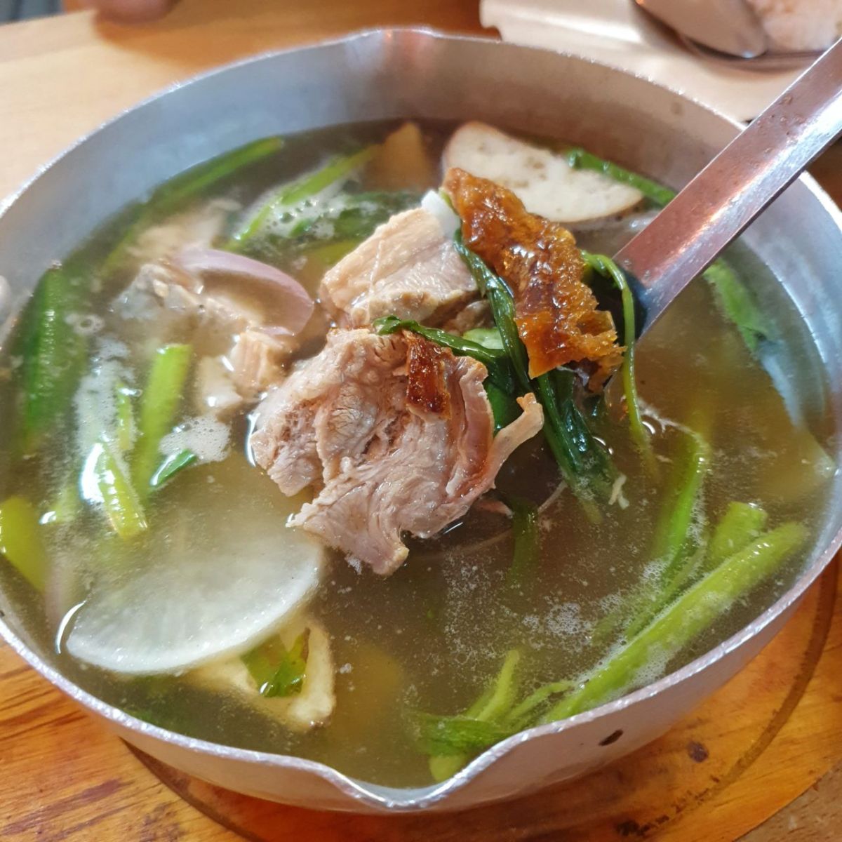 Don Lechon – Experience the Best of Filipino Dishes and Lechon