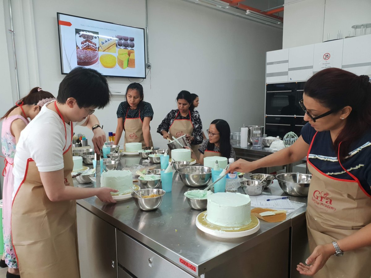 7 Best Baking Classes In Singapore [2023]