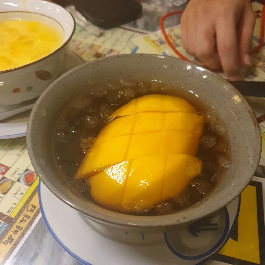 Ah Chew Desserts – Explore the rich flavors of Chinese desserts