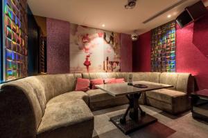 HaveFun Karaoke (嗨翻) – Sing Your Heart Out for Only S$10++ per pax for ...