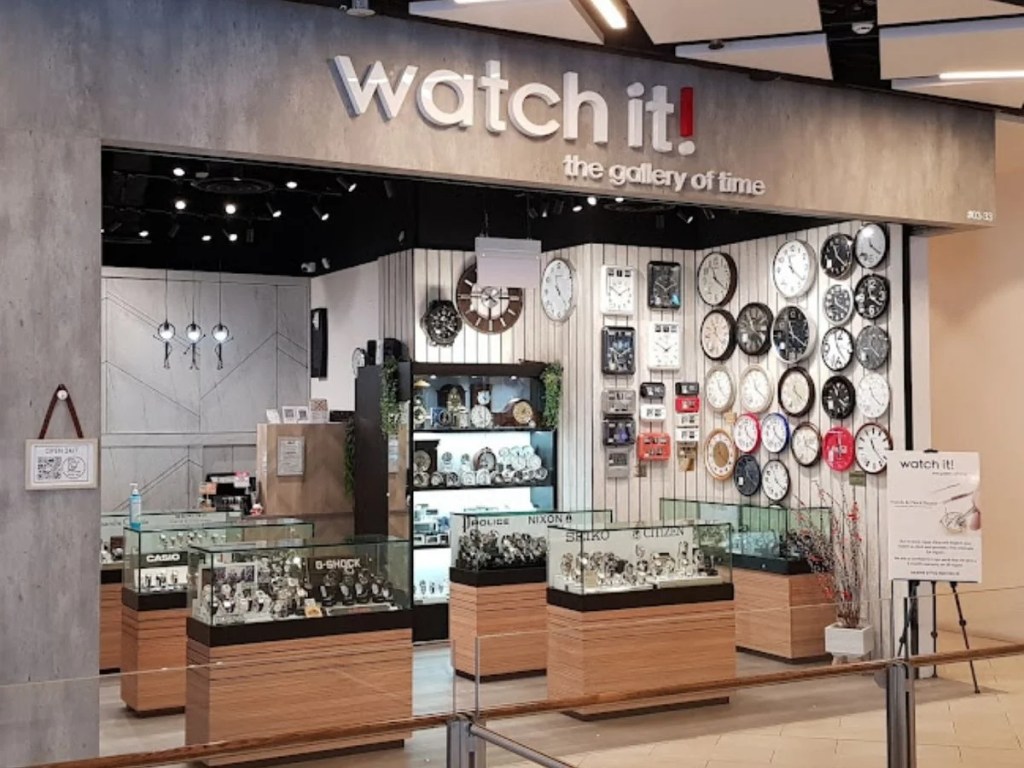 10 Best Watch Repair Shops in Singapore [2023]
