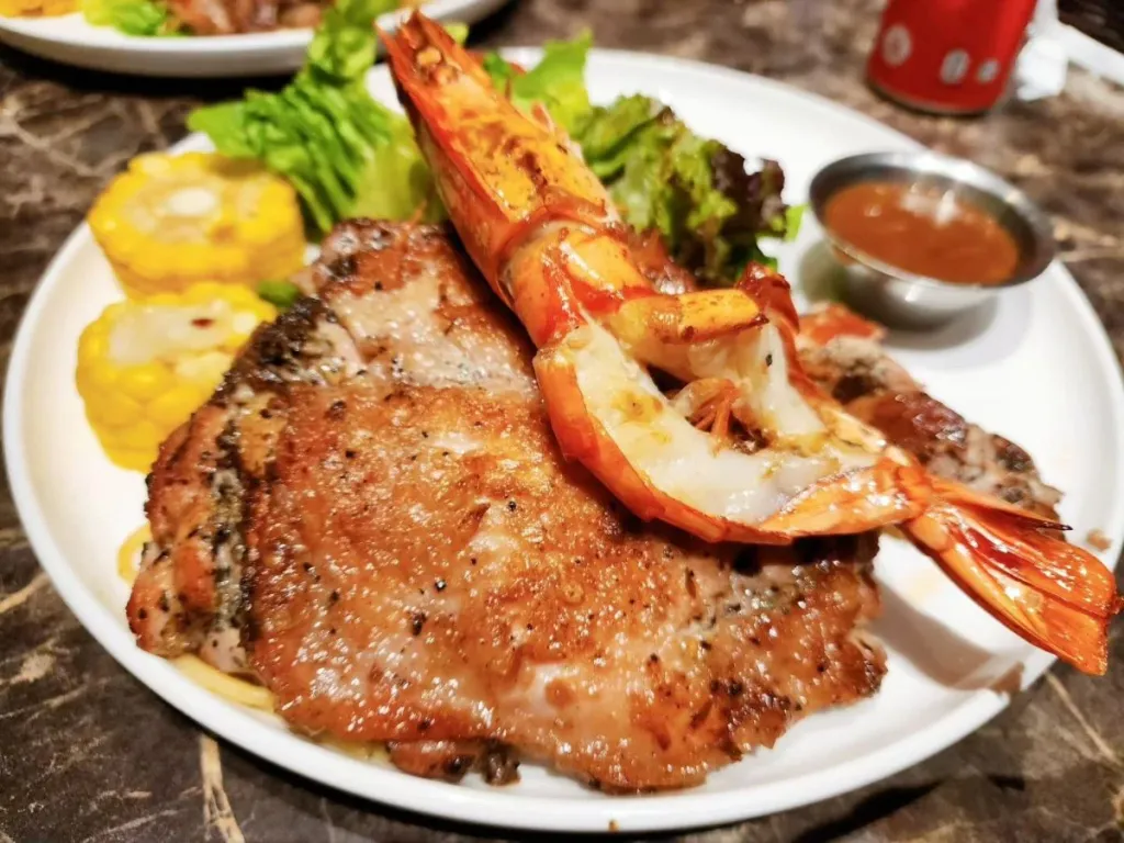 42 Best Food Places in Paya Lebar Square, PLQ and SingPost Centre [2025]