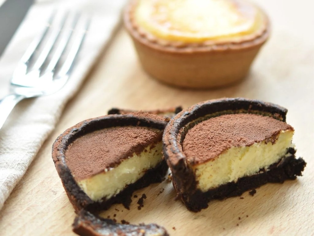 PLQ Food Guide – 25 Best Food Places in Paya Lebar Quarter [2025]