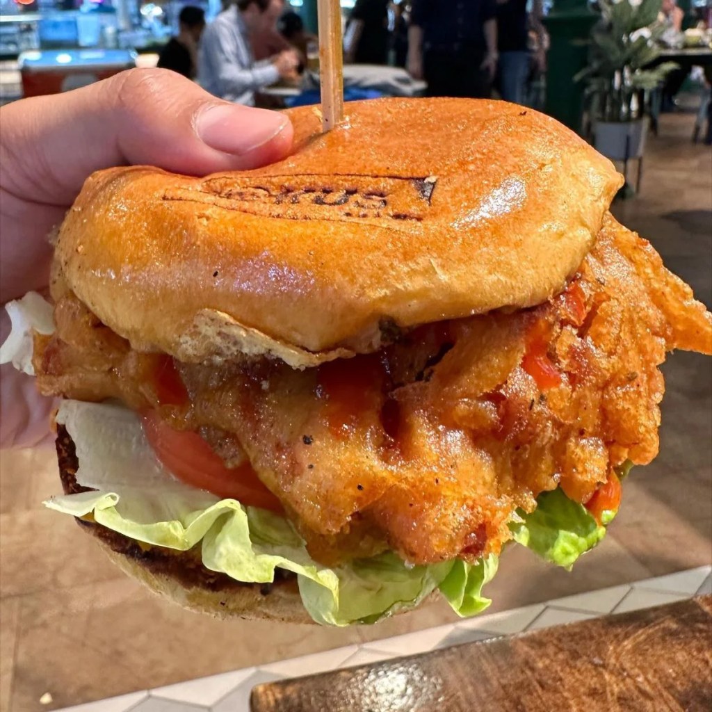 Raffles Place Food Guide – 29 Best Food Places in Raffles Place [2025]