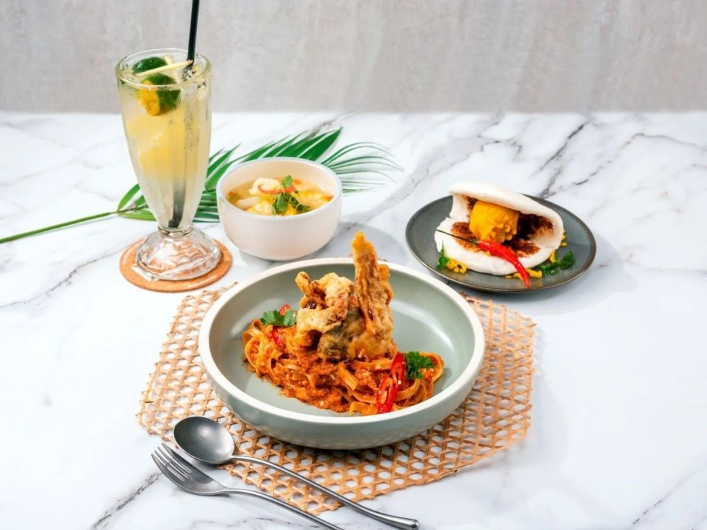 Raffles Place Food Guide – 29 Best Food Places in Raffles Place [2025]