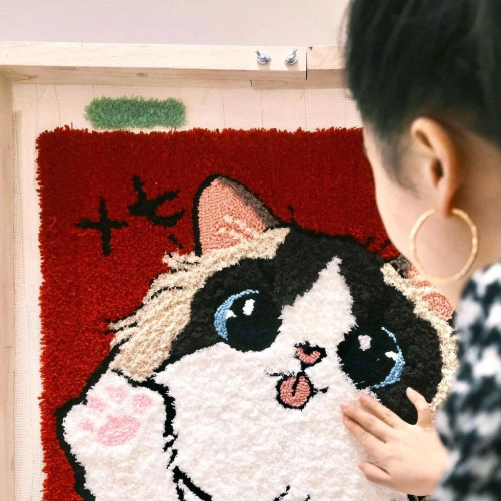 7 Best Tufting Workshop In Singapore [2025] : Create Your Own Rug