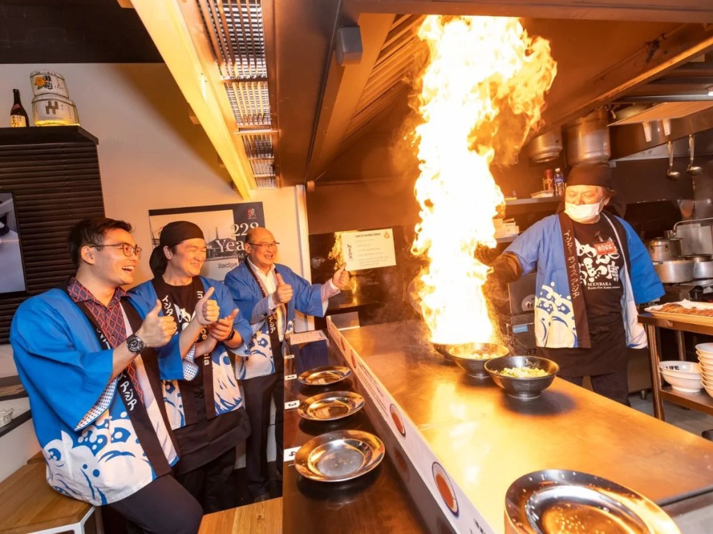 Centrepoint Food Guide – 14 Food Places In The Centrepoint [2025]