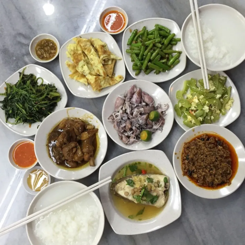 13 Best Teochew Porridge Places In Singapore [2025]