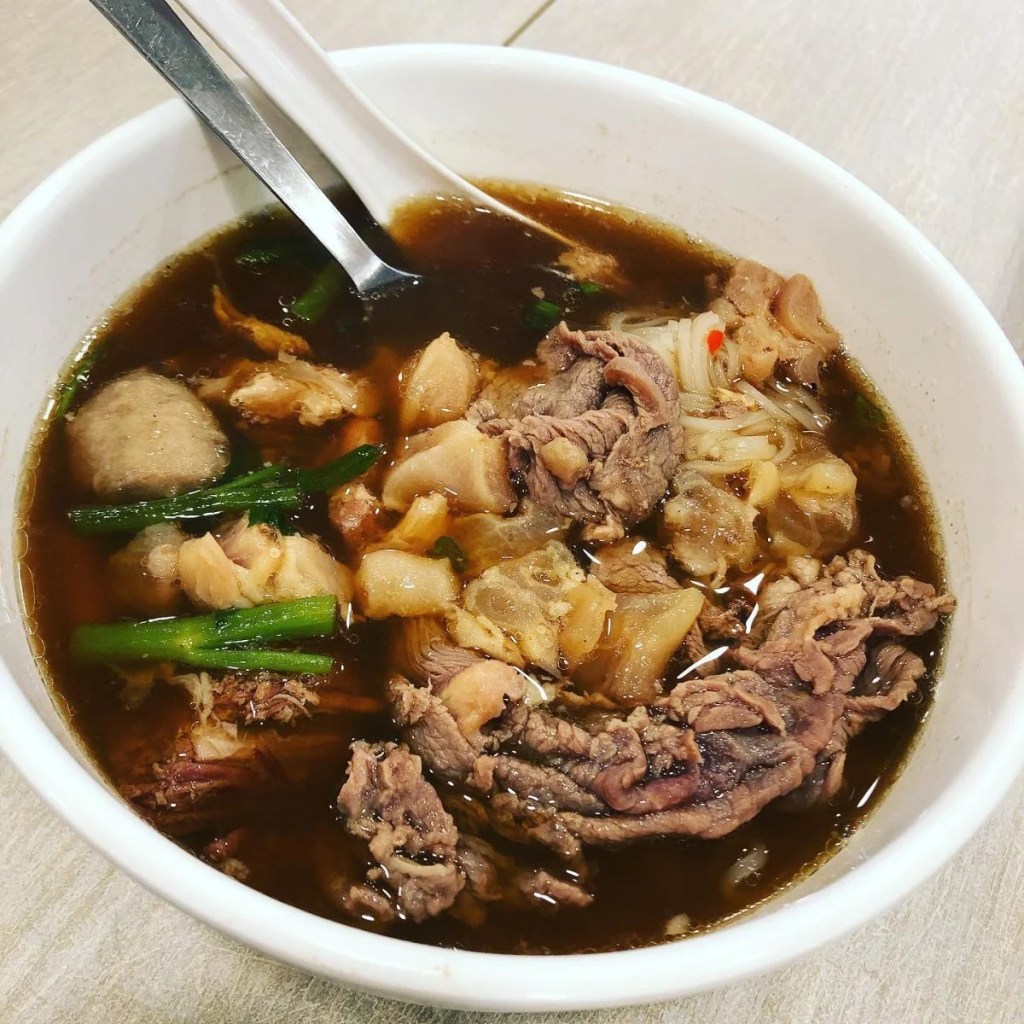 Terminal 4 Food Guide – 14 Food Places In Changi Airport Terminal 4 [2025]