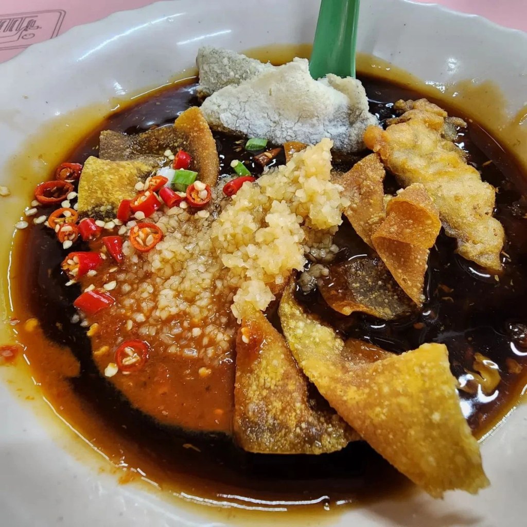 25 Best Food Stalls In Golden Mile Food Centre [2024]