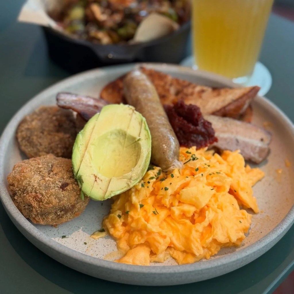 14 Best Food Places In Tampines Mall [2025]: Food Guide For Tampines Mall