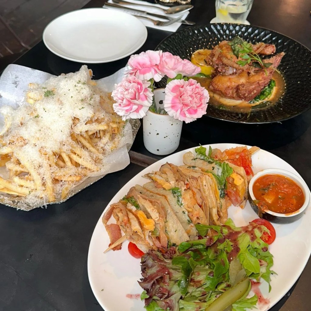 Katong i12 Food Guide – 13 Best Food Places In i12 Katong [2025]