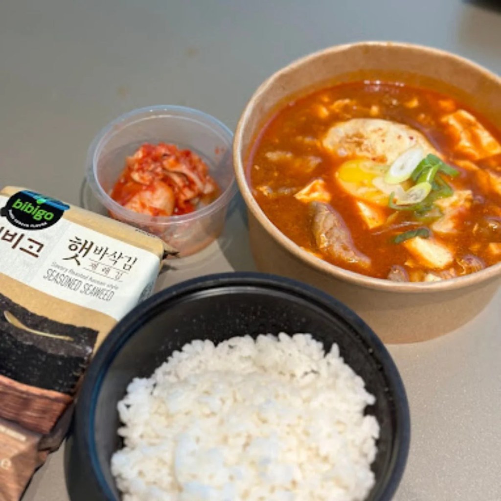 Terminal 2 Food Guide – 28 Food Places In Changi Airport Terminal 2 [2025]