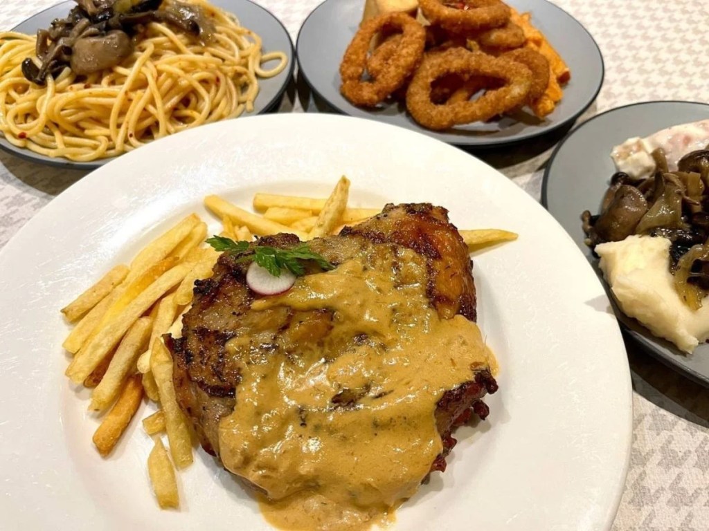 Terminal 2 Food Guide – 28 Food Places In Changi Airport Terminal 2 [2025]